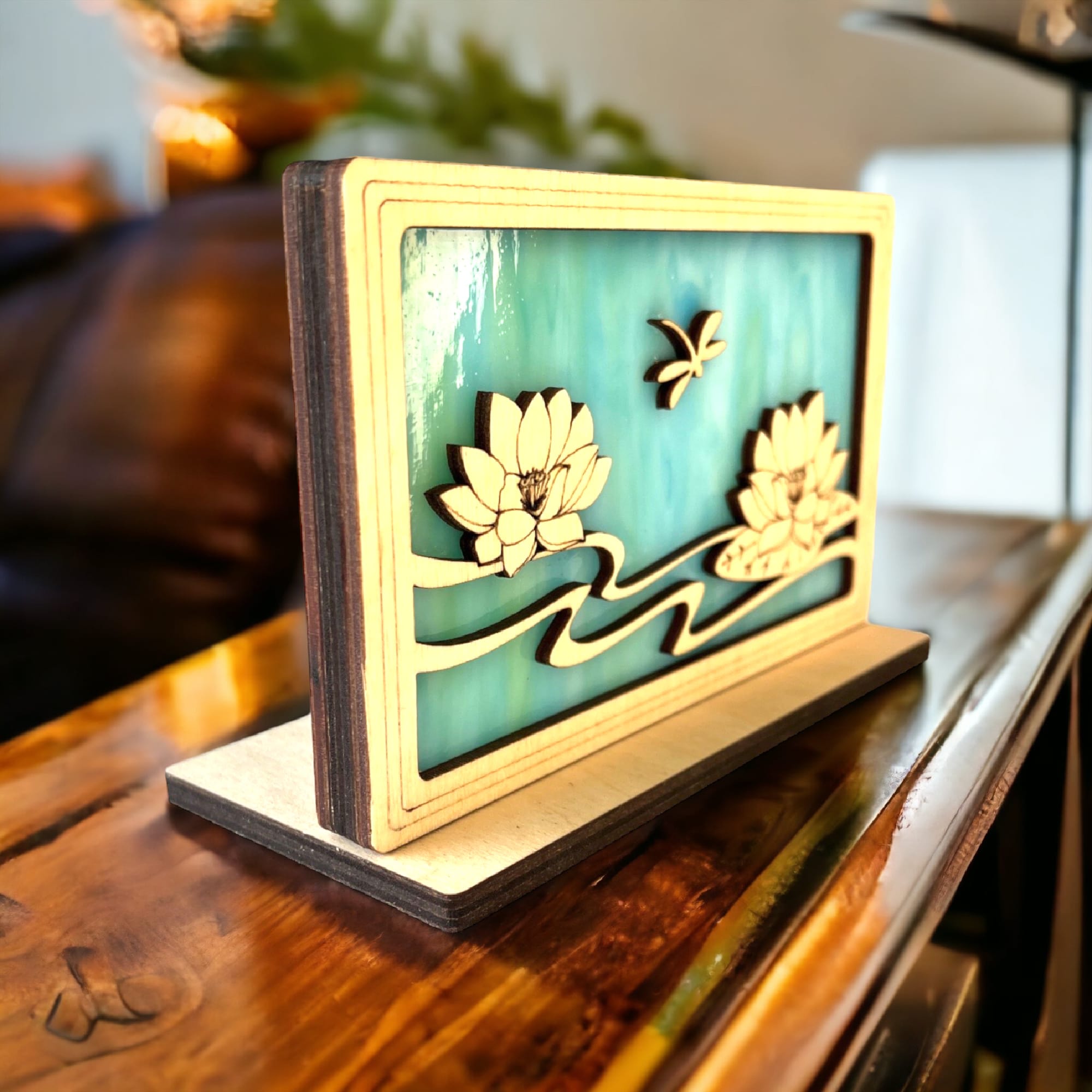 WATER LILY SUNSCREEN - freestanding stained glass & wood décor ...